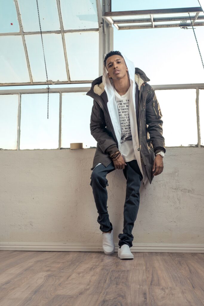 Rising Singer Devon Releases Video for 'So High'