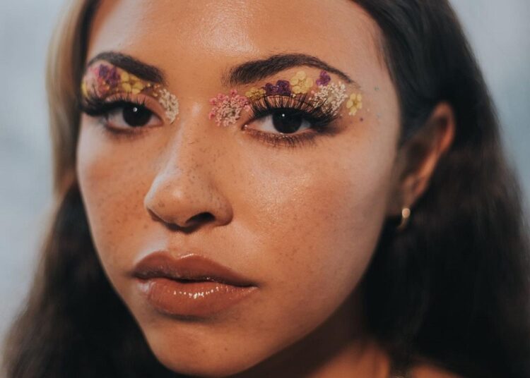 Raiche Shares New Single and Video 'Pick a Side' - Rated R&B