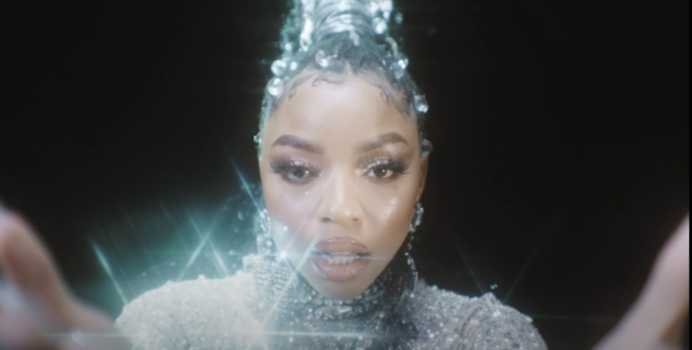 Chlöe Announces New Single 'Treat Me' - Rated R&B