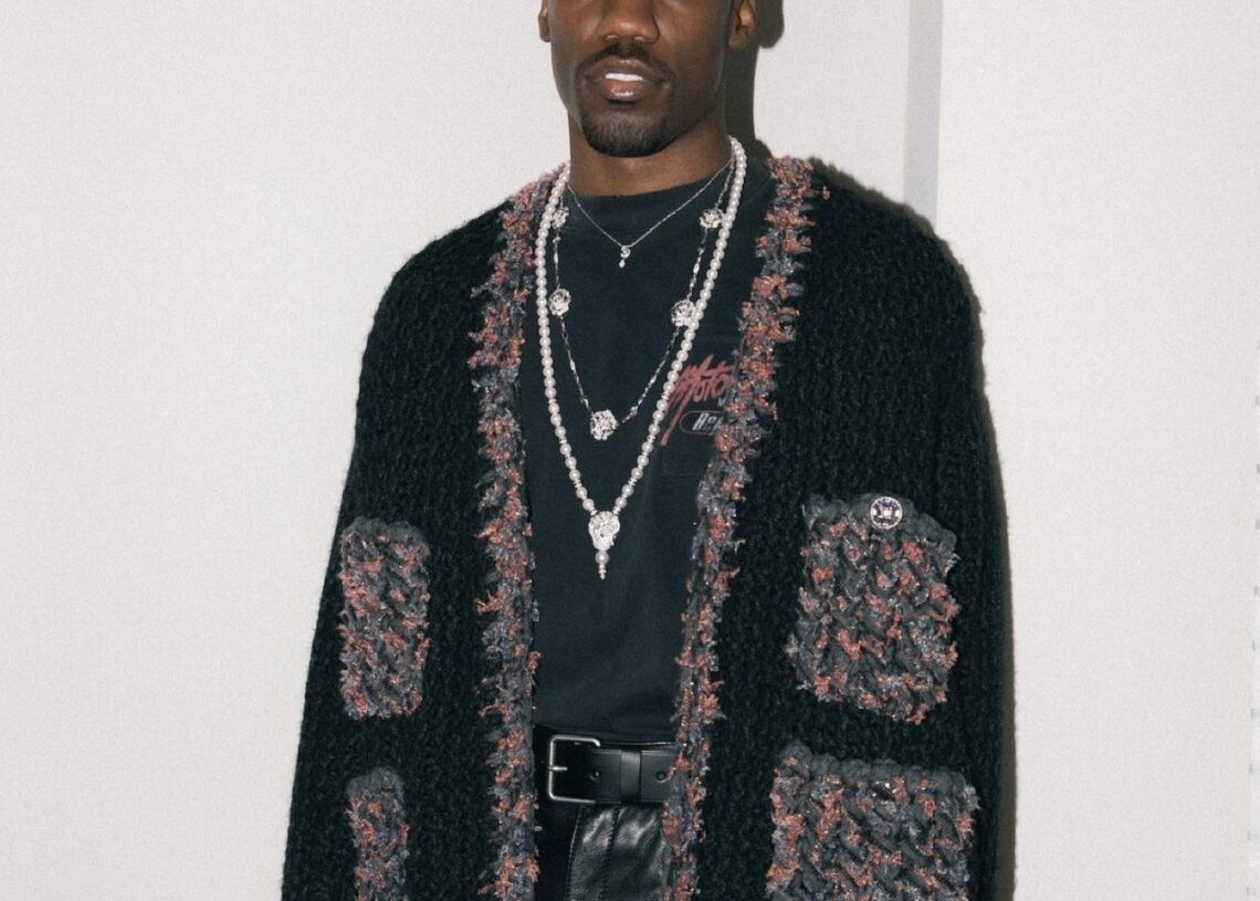 Giveon Makes NPR 'Tiny Desk (Home) Concert' Debut: Watch - Rated R&B