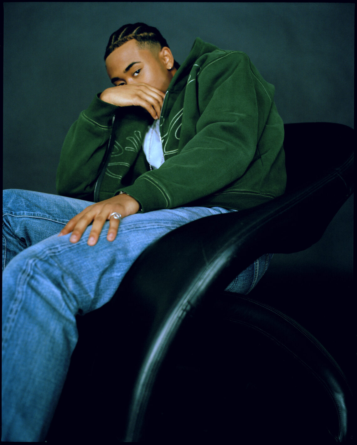 Dylan Sinclair Shares 'No Longer in the Suburbs (Deluxe) EP