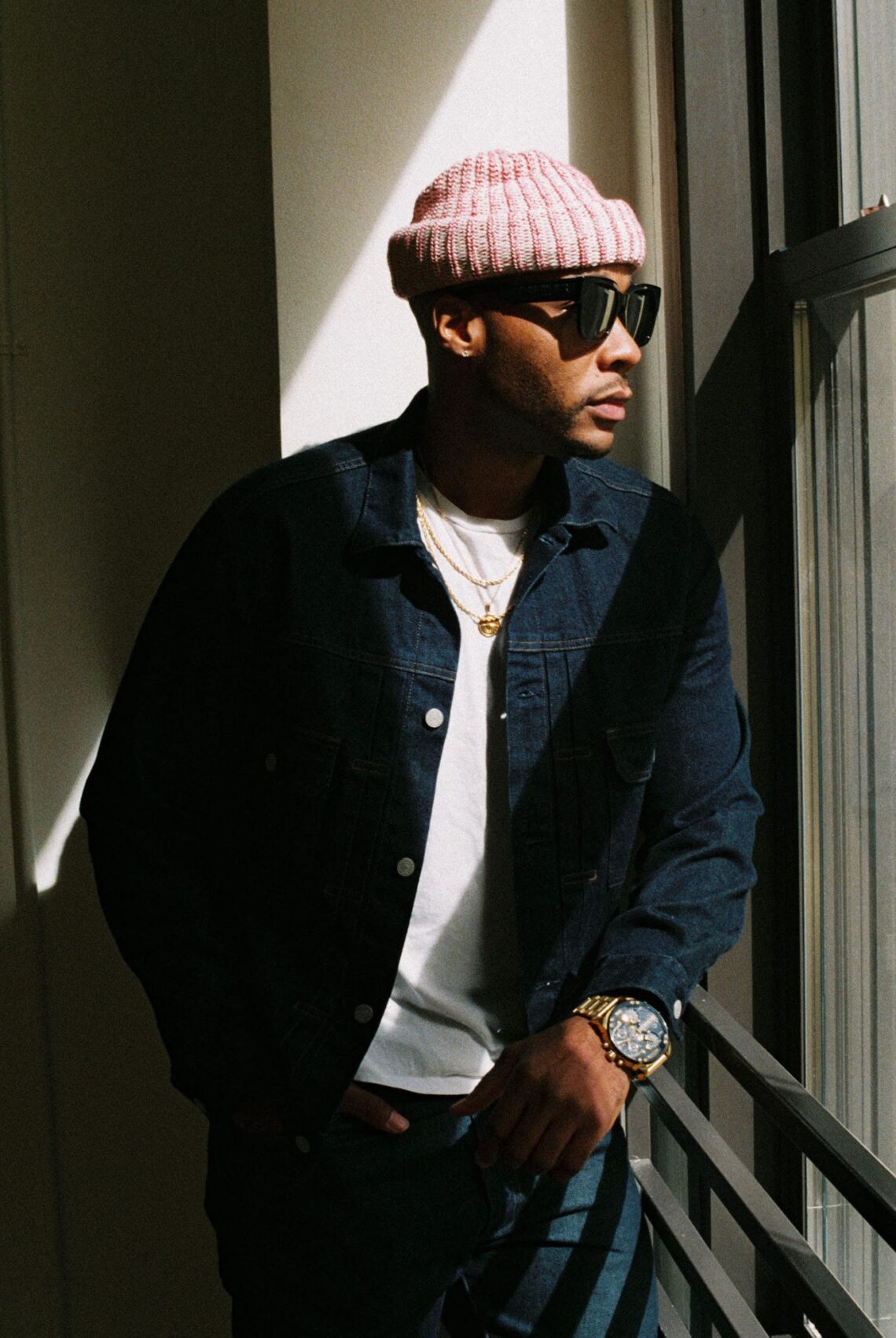 Gene Noble Releases New Song 'Whatever It Is'