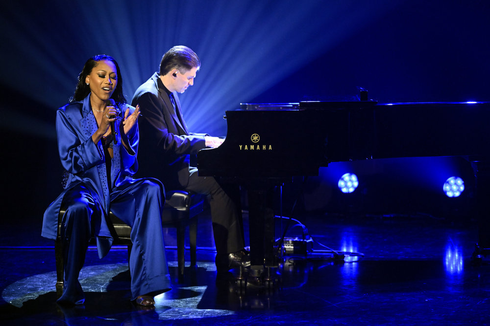 Muni Long Performs 'Made for Me' on 'Tonight Show'