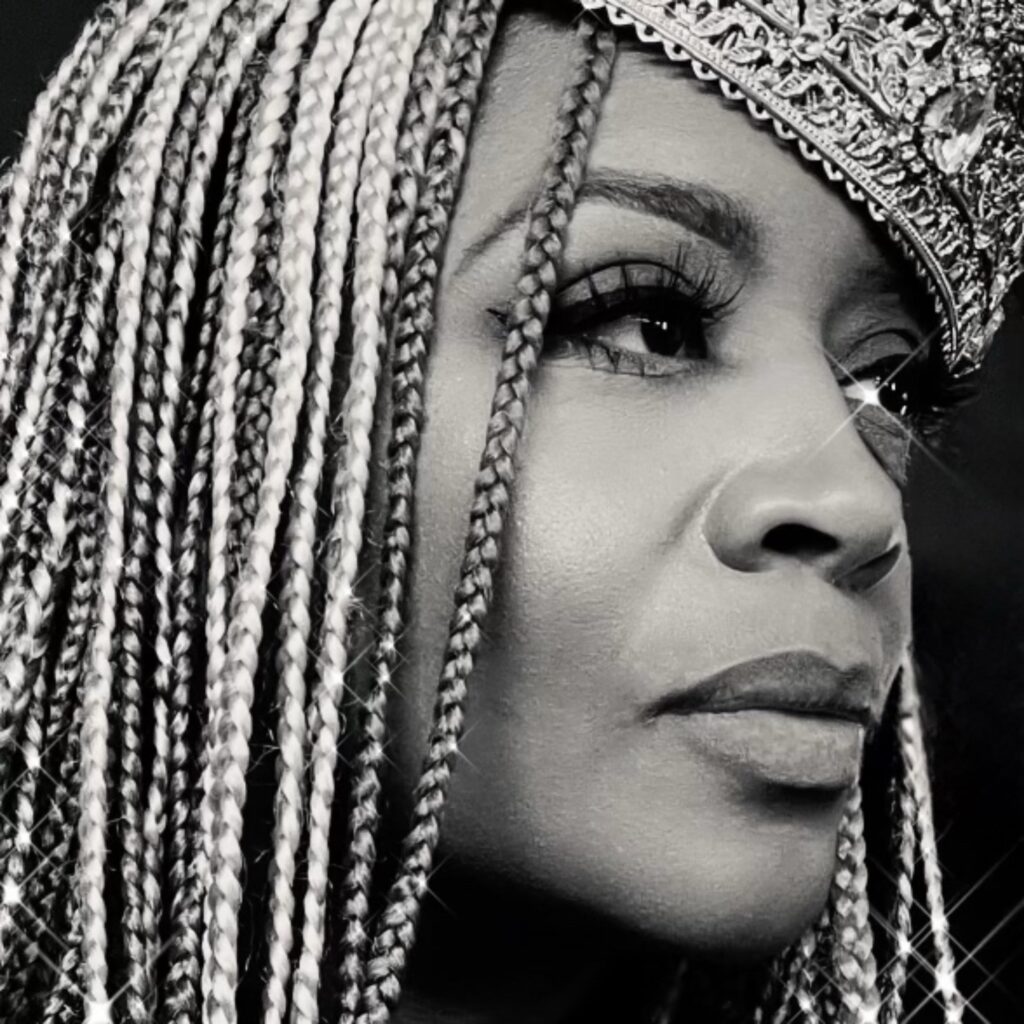 Avery Sunshine Releases New Song 'My Way': Listen