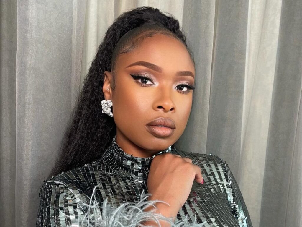 Jennifer Hudson Returns to Studio, Teases New Music