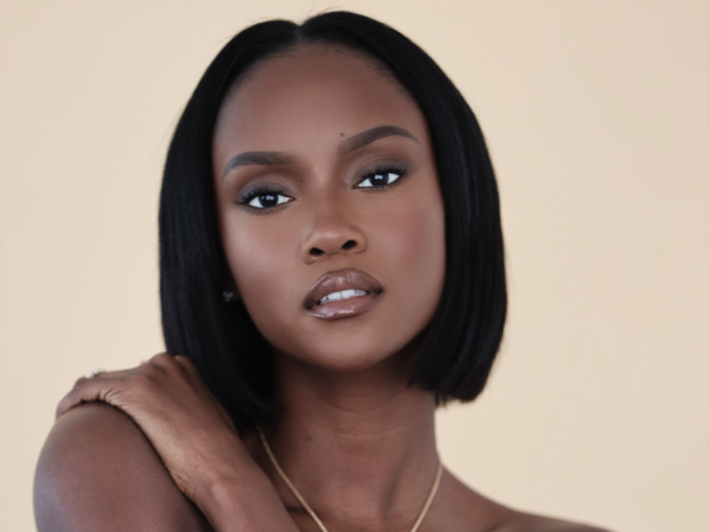 Ebony Riley Taps Jermaine Dupri, Bryan-Michael Cox for 'Mirror'