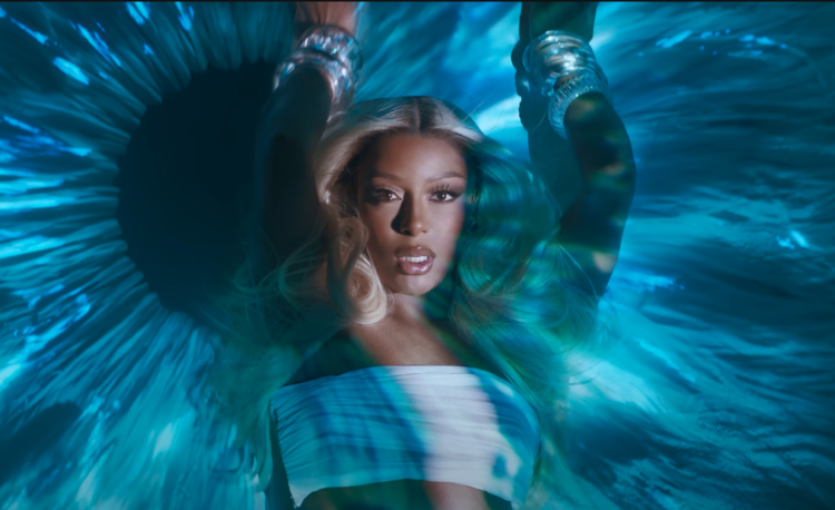 Victoria Monét's 'Alright' Debuts on Billboard Rhythmic Airplay Chart
